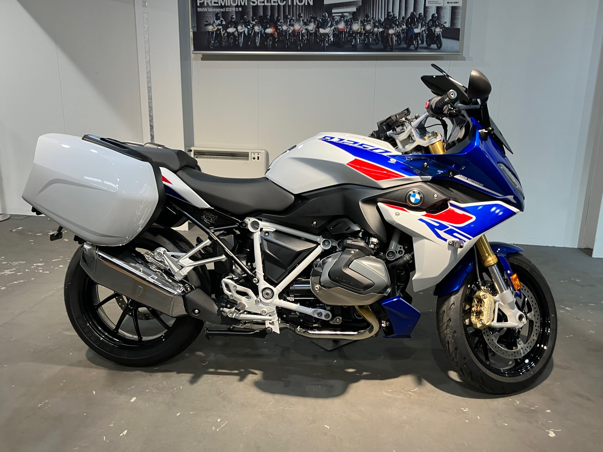 極上RS。入荷いたしました！＆R1300GSスクリーンのご案内です。 – Motorrad Sapporo-Nishi